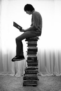 10 Extreme Places to Read A Book – For Reading Addicts